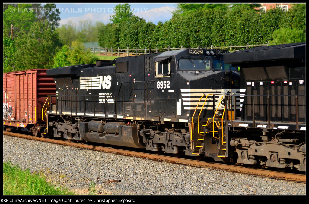 NS 9-40CW 8952 on 337